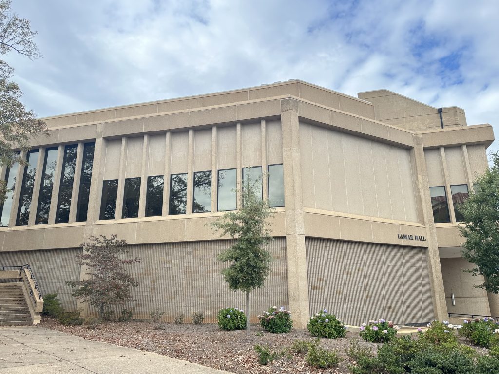 UM enshrines racist figures in campus buildings – The Daily Mississippian