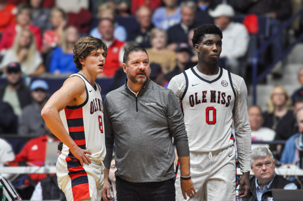 Chris Beard Named Jim Phelan National Coach Of The Year - The Daily ...