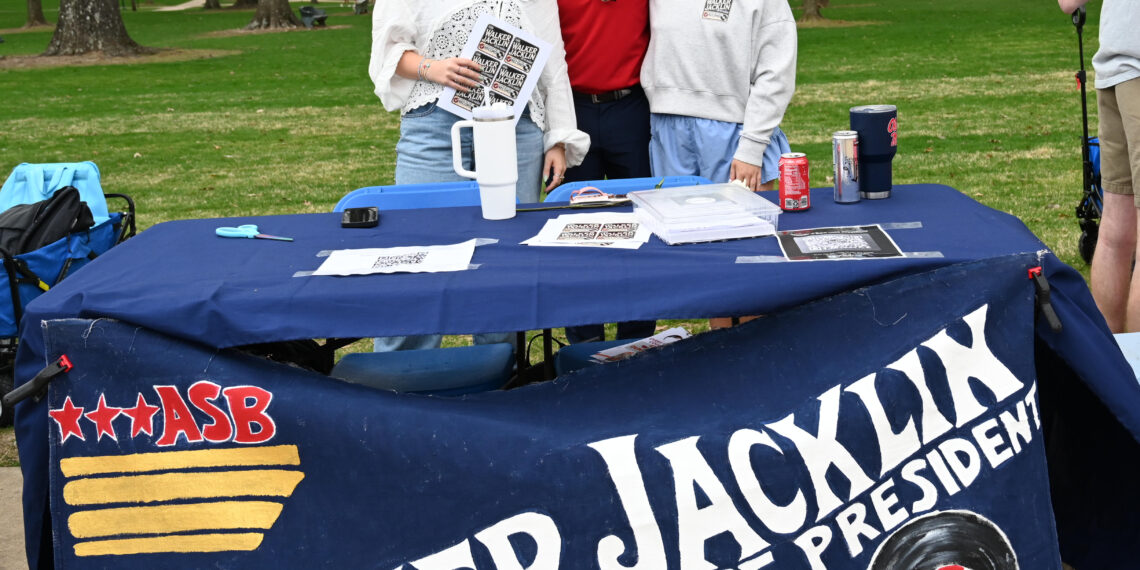 James Meredith And Thad Cochran Inducted Into University Of Mississippi ...