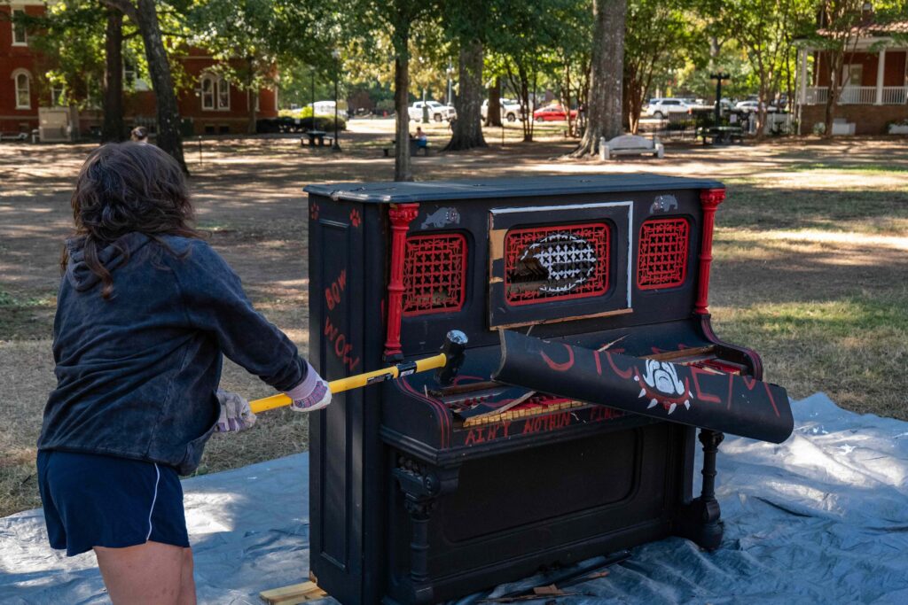 Smashing pianos, building community: Phi Mu Alpha’s creative fundraiser ...